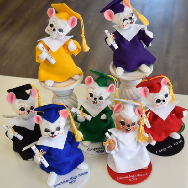 6in Personalized Graduation Mouse - Annalee Dolls