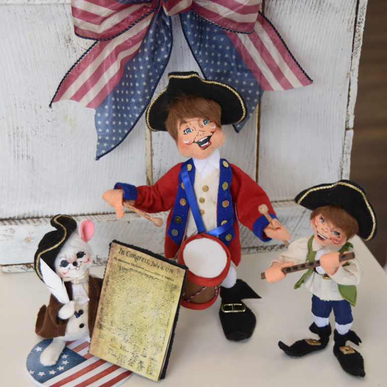 9in Colonial Drummer Elf - Annalee Dolls