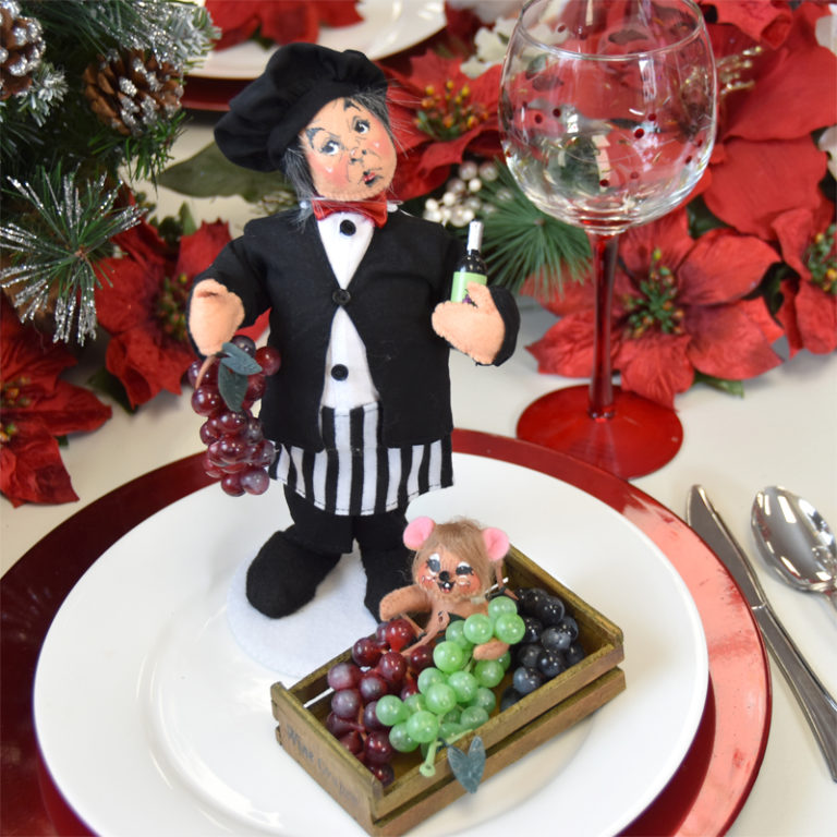 9in Wine Waiter - Annalee Dolls