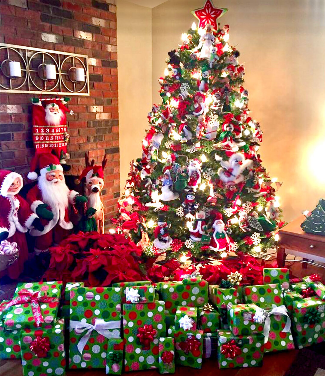 2021 Holiday Photo Contest Winners | Annalee Dolls