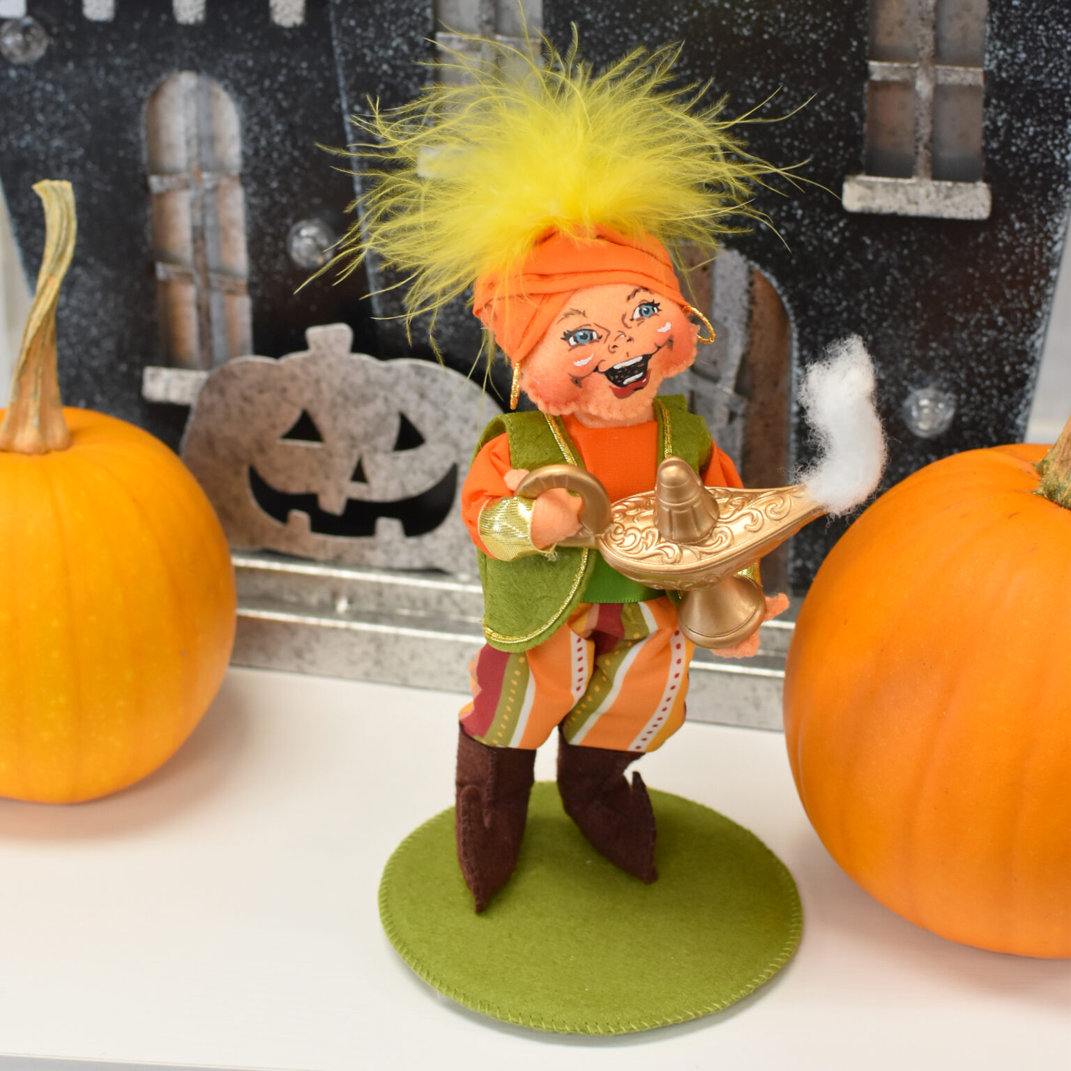 10in Hocus Pocus Hag - Annalee Dolls