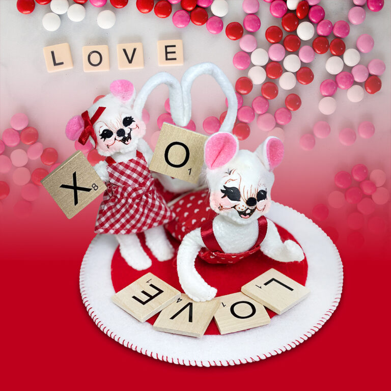 Annalee Dolls | Shop Our Collection by Type | Animals, Ornaments, & More