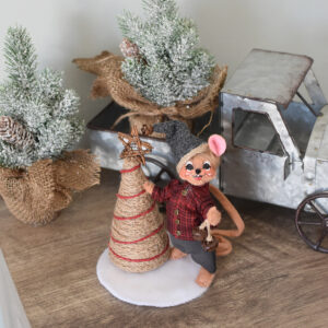 5in Plaid & Pine Mouse with Tree - Annalee Dolls