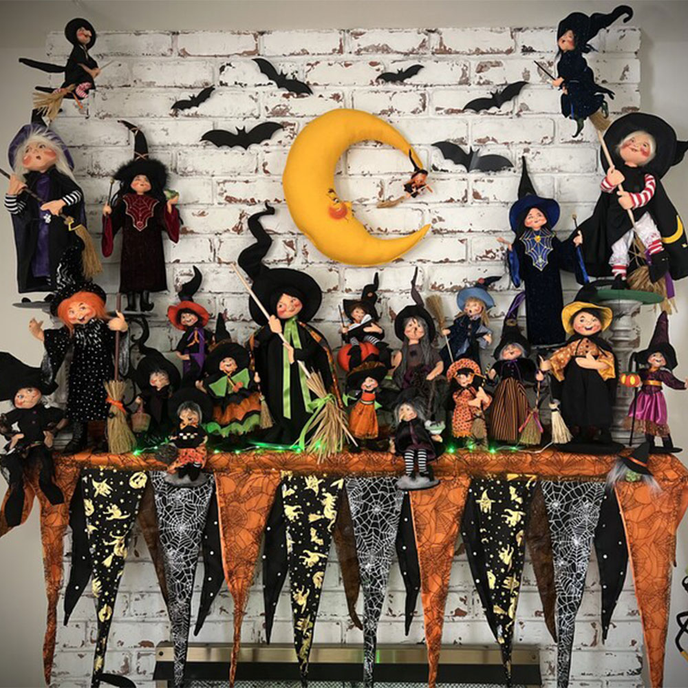 Halloween Photo Contest Winners 2023 - Annalee Dolls