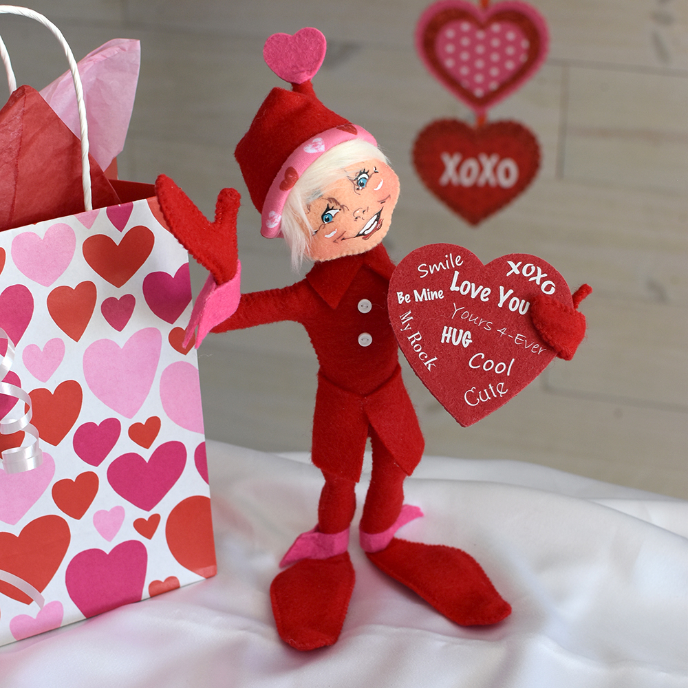 Annalee Loves Love - Annalee Dolls