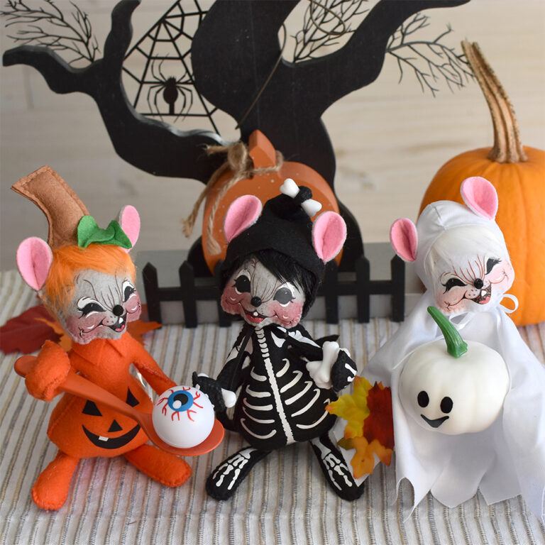 Halloween Home Decor | Spooktacular Fun - Annalee Dolls