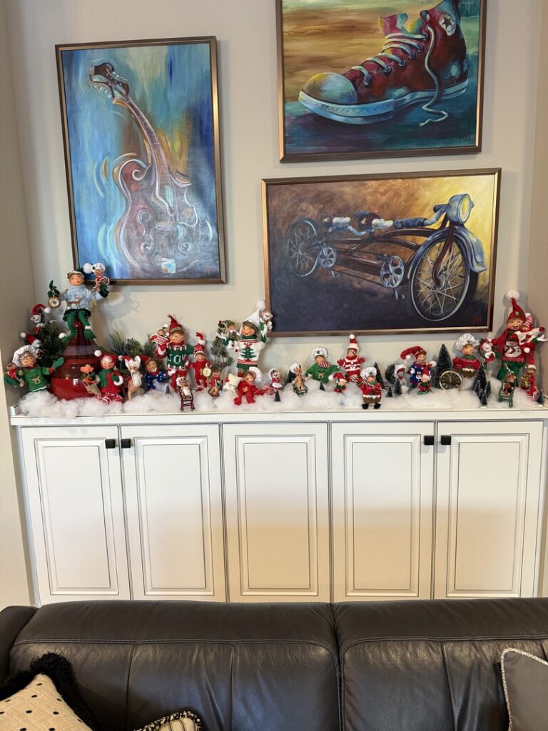 2025 Holiday Photo Contest Winners - Annalee Dolls